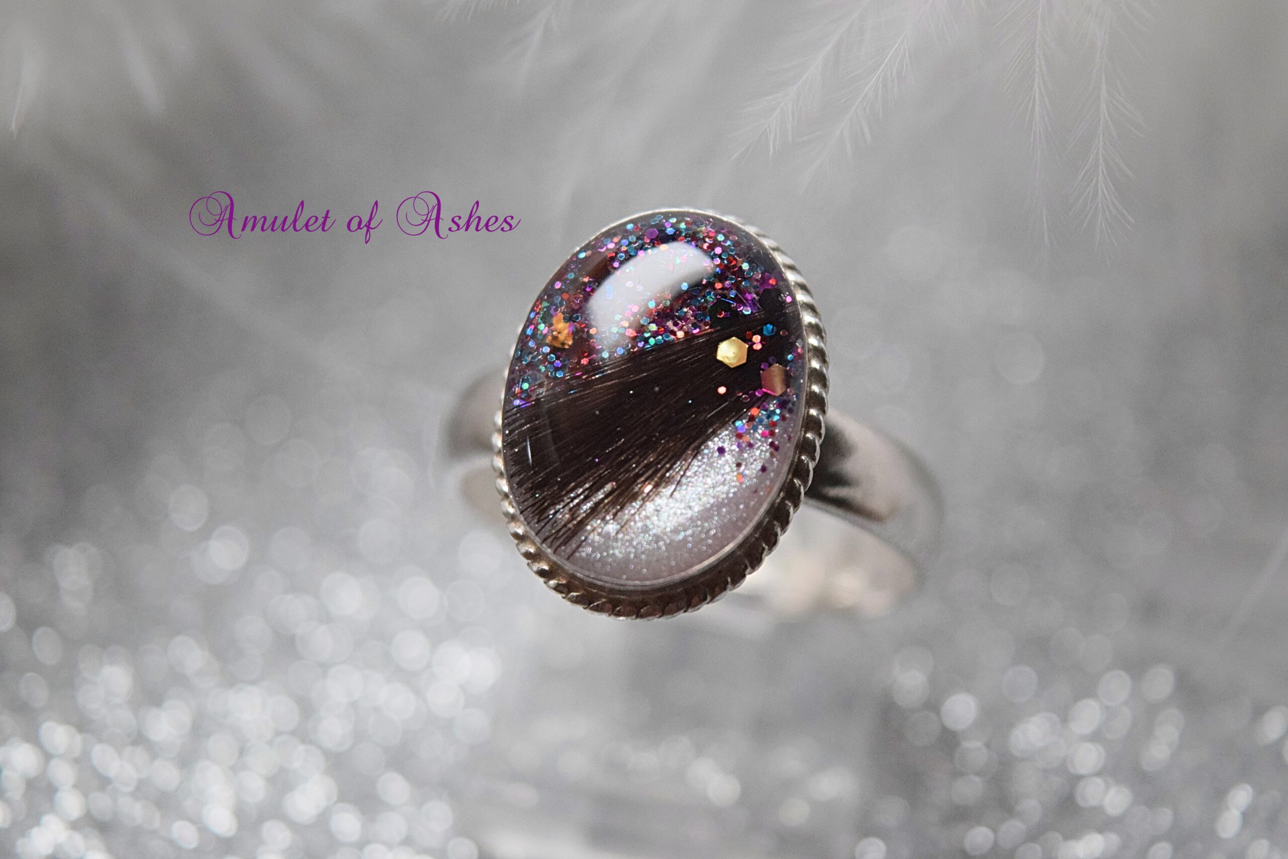 Cremation Ashes & Memorial Ring 'Maria' - Amulet of Ashes