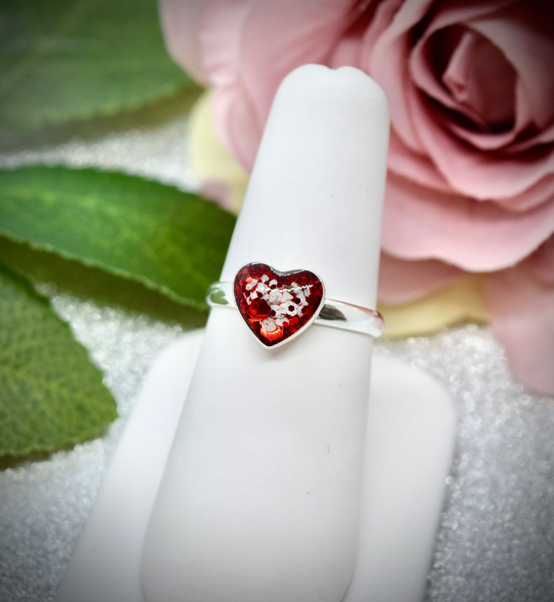 Cremation Ashes & Memorial Heart Ring - Amulet of Ashes