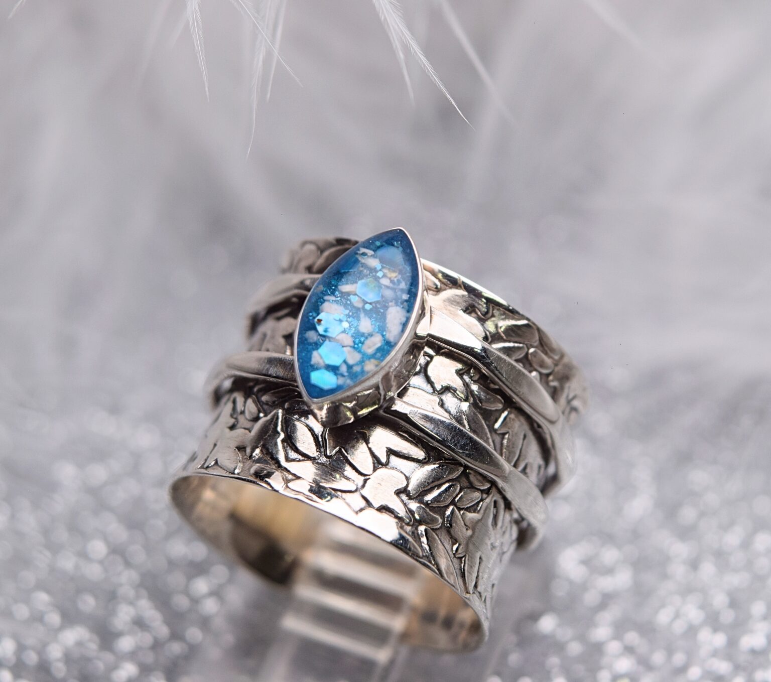 Cremation Ashes & Memorial Spinner Ring - Amulet of Ashes