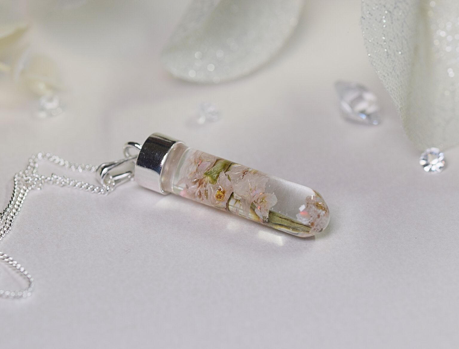 Cremation Ashes & Memorial Resin Flower Necklace - Amulet of Ashes