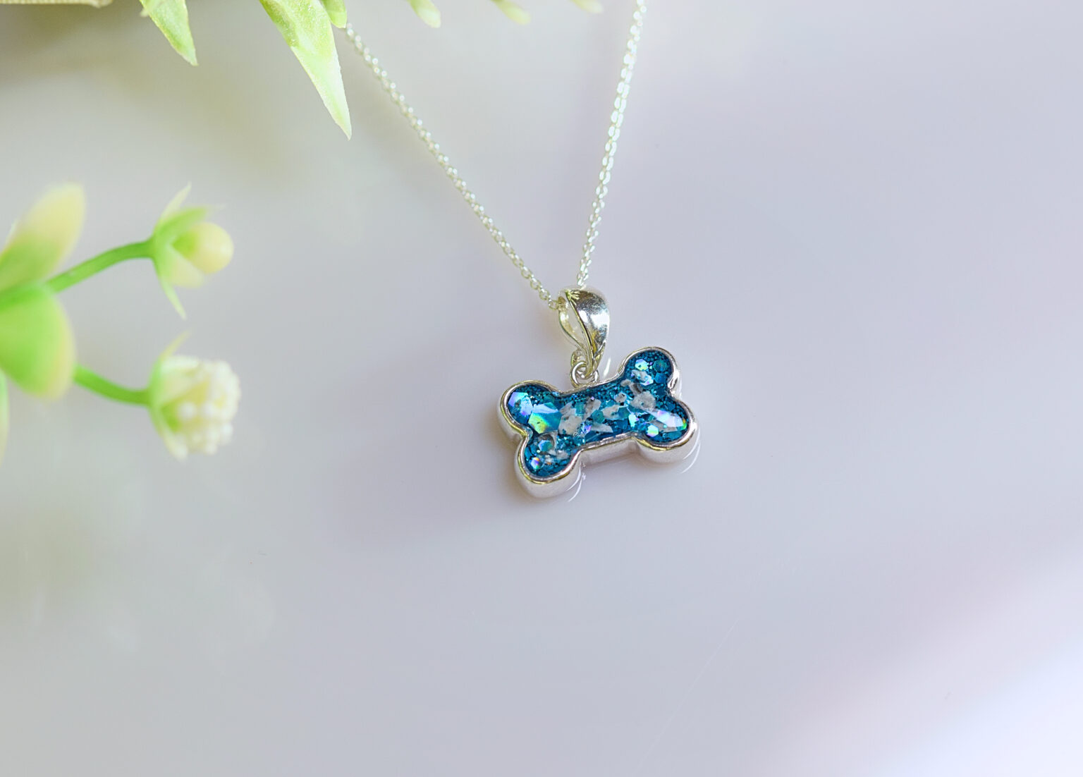 Cremation Ashes & Memorial Bone Necklace - Amulet of Ashes