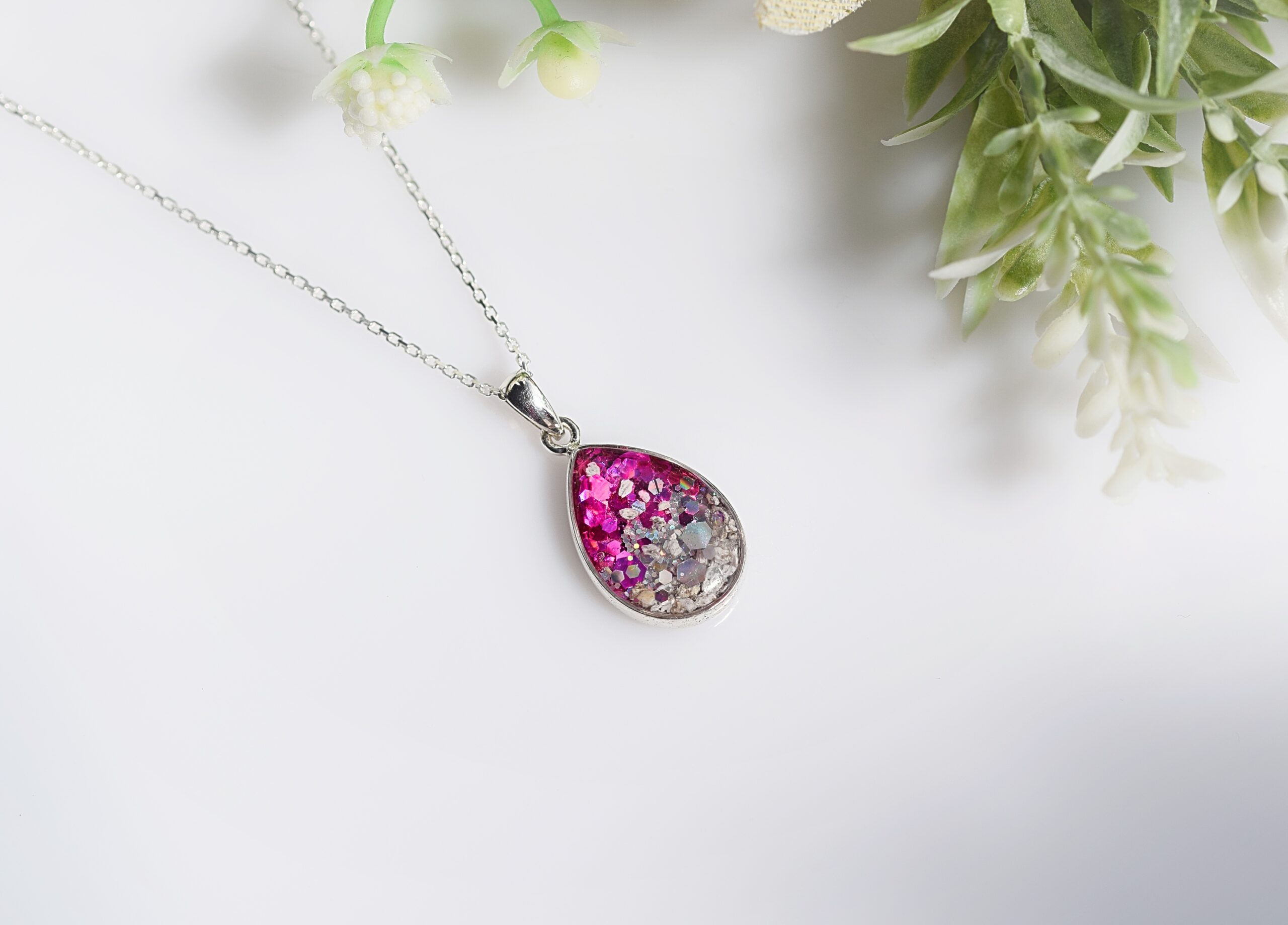 Cremation Ashes & Memorial Drop Pendant 'Summer' - Amulet of Ashes