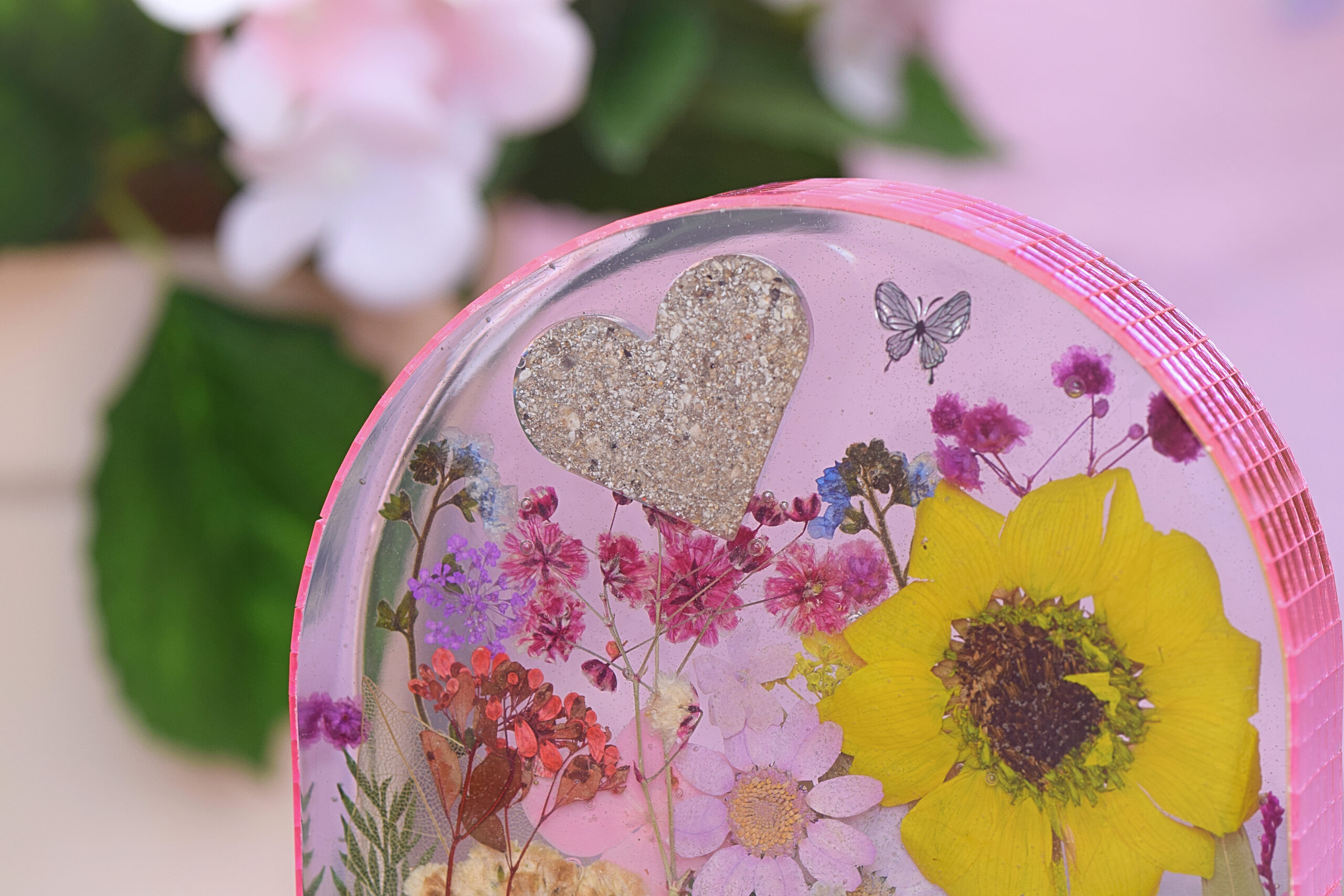 Cremation Ashes & Memorial Dried Flower Arch - Amulet of Ashes