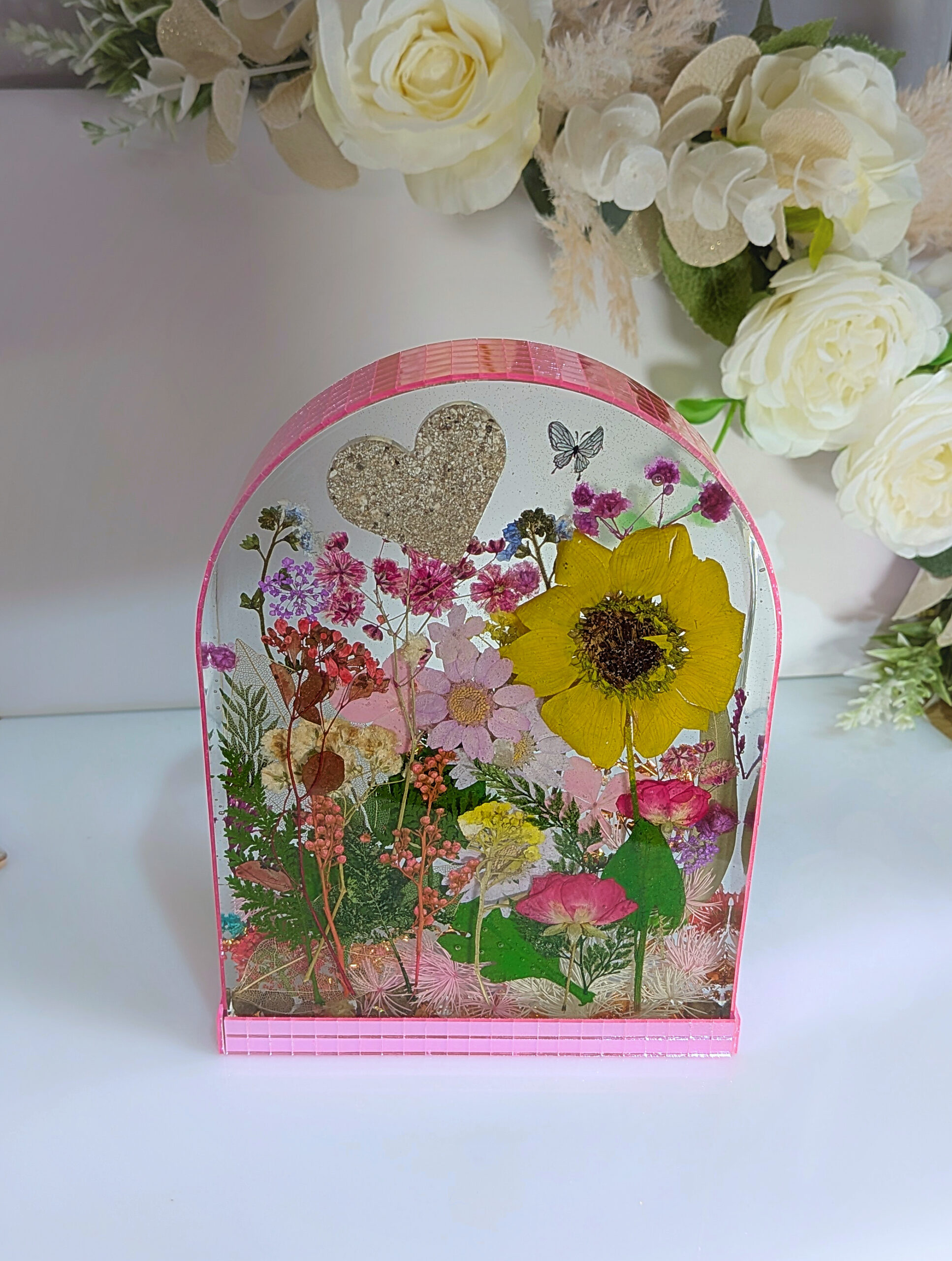 Cremation Ashes & Memorial Dried Flower Arch - Amulet of Ashes