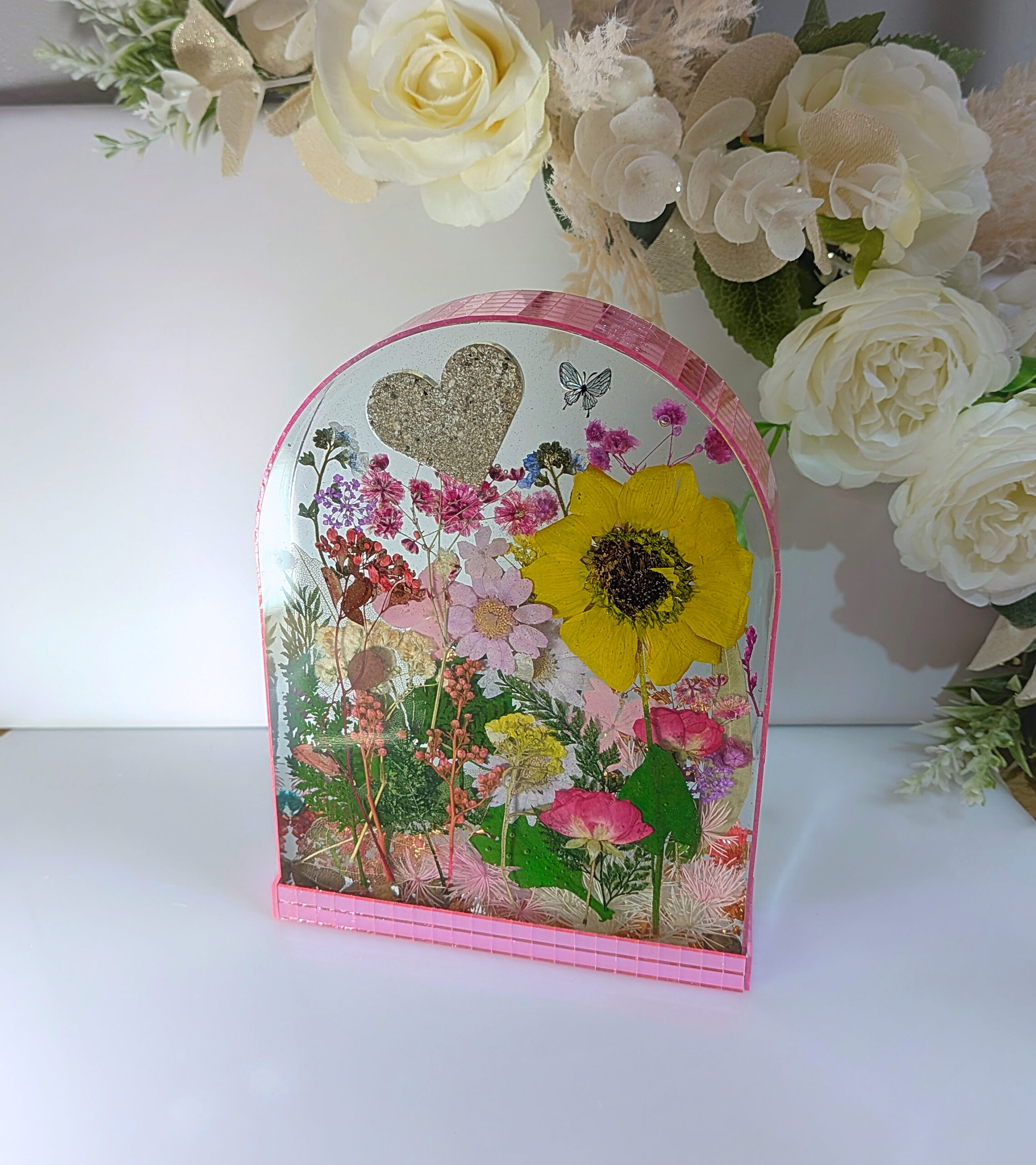 Cremation Ashes & Memorial Dried Flower Arch - Amulet of Ashes